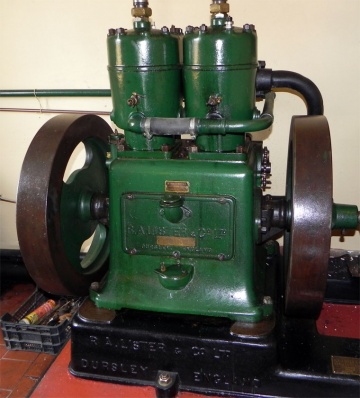 Petters: Small Engines - Graces Guide