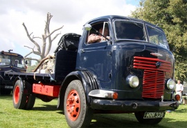 Commer: Lorries - Graces Guide