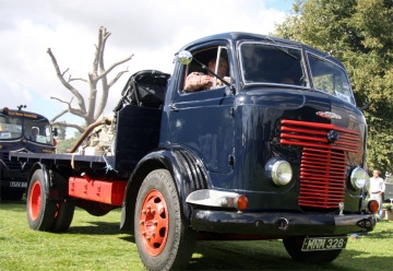 Commer: Lorries - Graces Guide