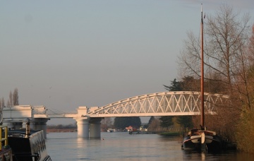 Athlone Railway Bridge - Graces Guide