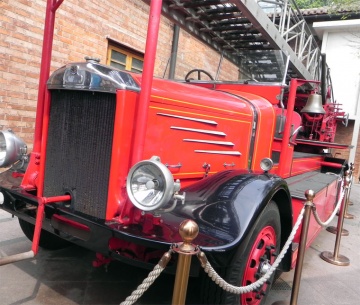 Dennis Brothers: Fire Engines - Graces Guide