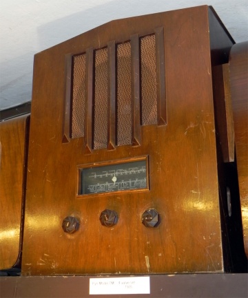 Pye: Radio - Graces Guide