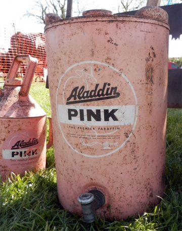 Aladdin Pink - Graces Guide