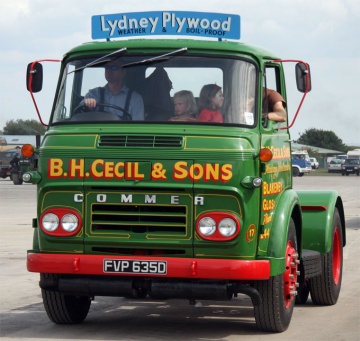 Commer: Lorries - Graces Guide
