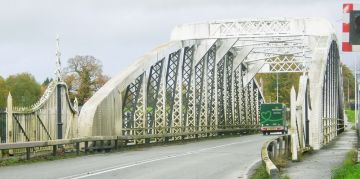 Acton Bridge Swing Bridge - Graces Guide