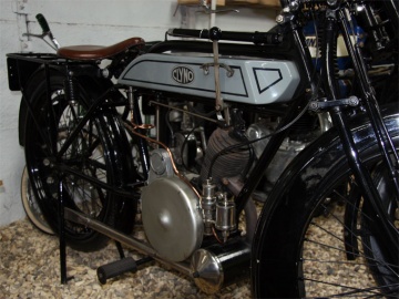 Clyno Engineering Co: Motorcycles - Graces Guide